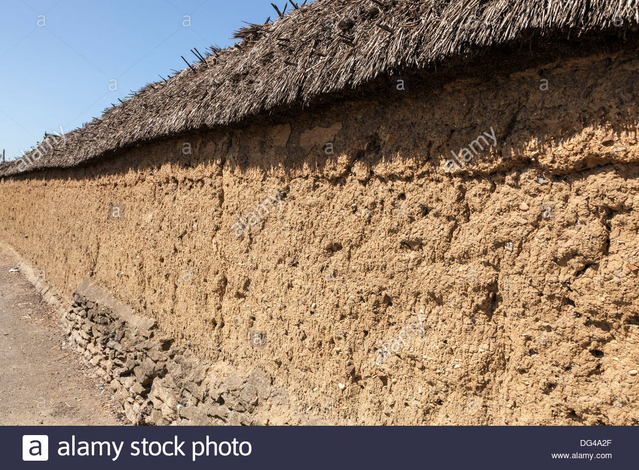 Thatched Wall England Stock Photos & Thatched Wall England Stock Images ...