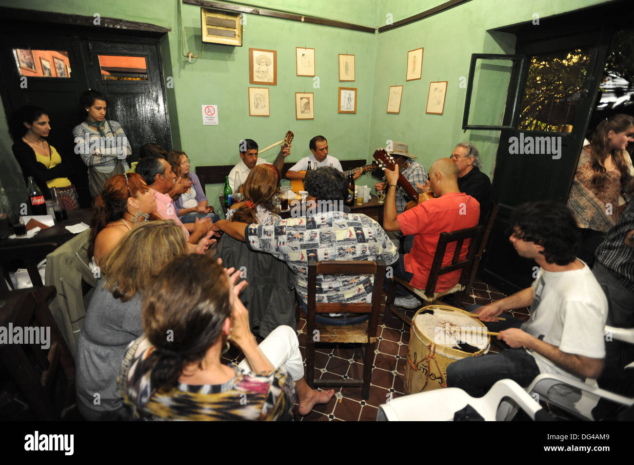 Salta argentina music hi-res stock photography and images - Alamy
