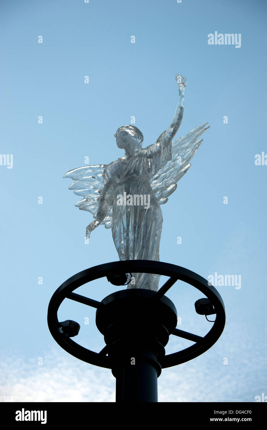 Statue of hope hi-res stock photography and images - Alamy