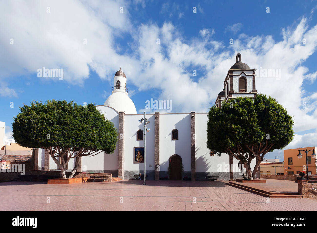 Iglesia de la Candelaria church at the Plaza Candelaria, Ingenio, Gran ...