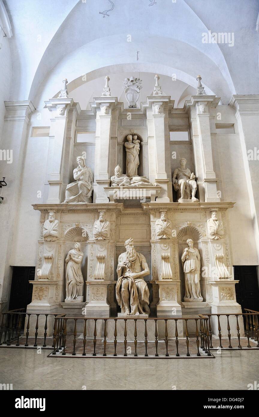 Moses michelangelo marble sculpture michelangelo hi-res stock ...