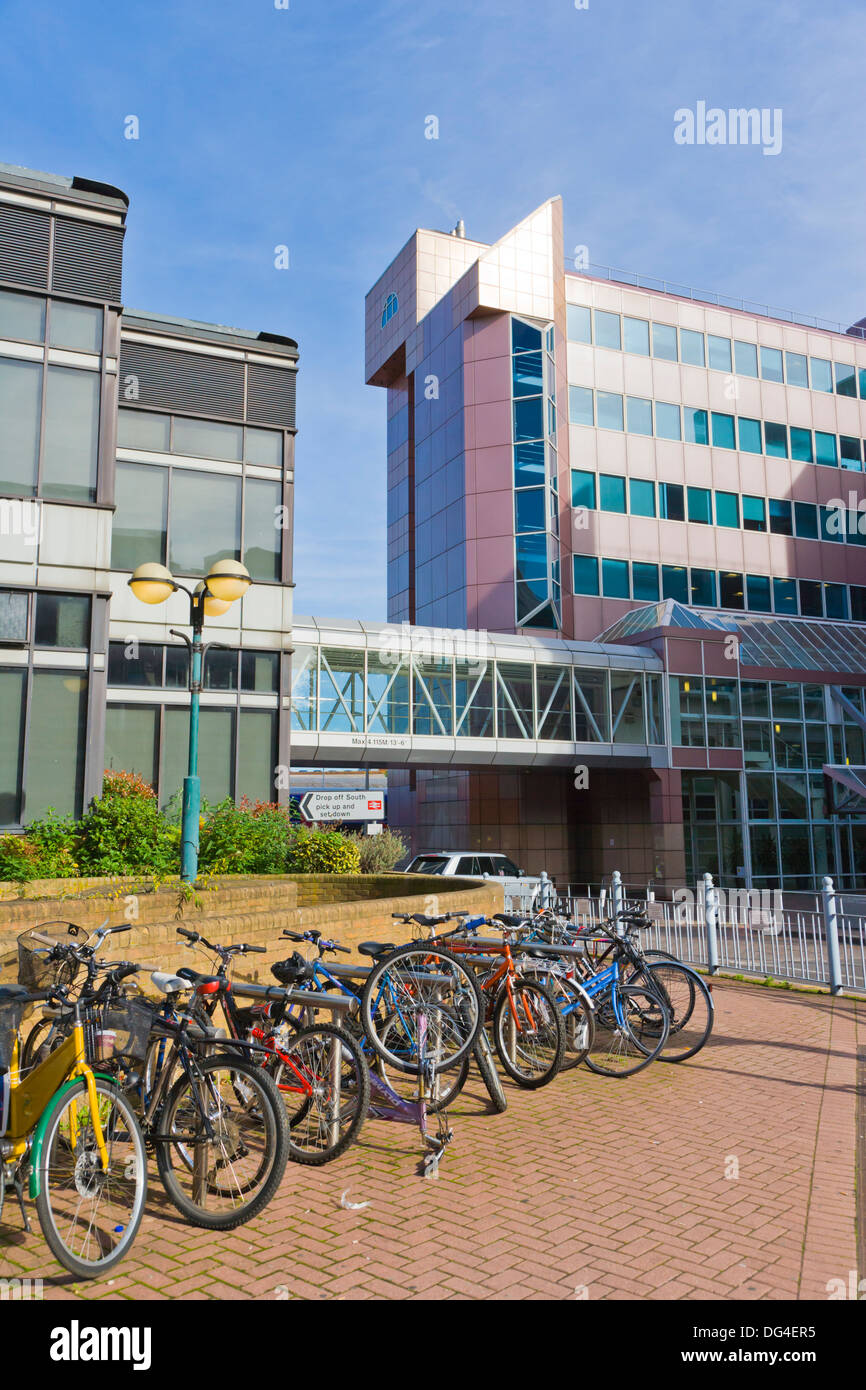 Apex plaza reading hi-res stock photography and images - Alamy