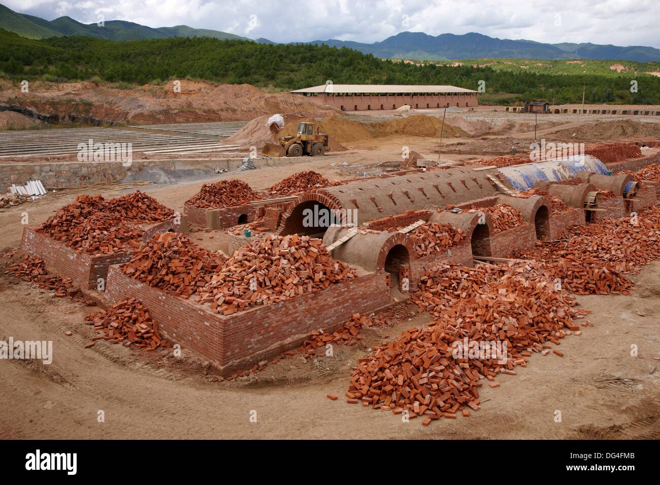 China clay factory hi-res stock photography and images - Alamy