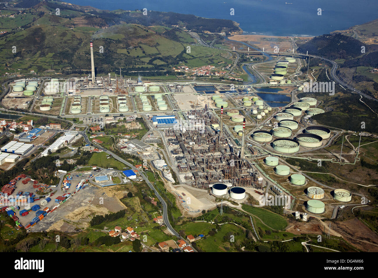 Petronor muskiz hi-res stock photography and images - Alamy