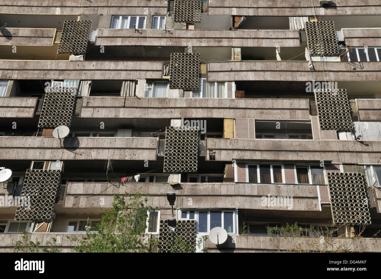 Style of building hi-res stock photography and images - Alamy