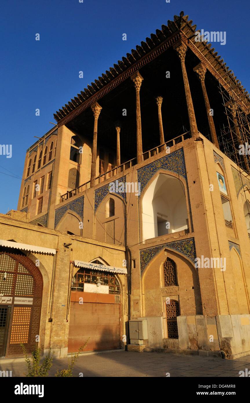 Old meidan square hi-res stock photography and images - Alamy