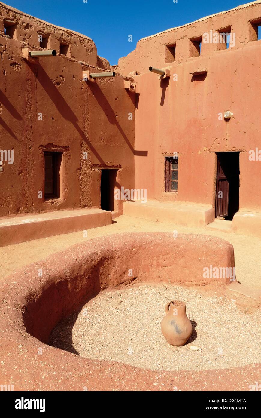 Algerian architecture french hi-res stock photography and images - Alamy