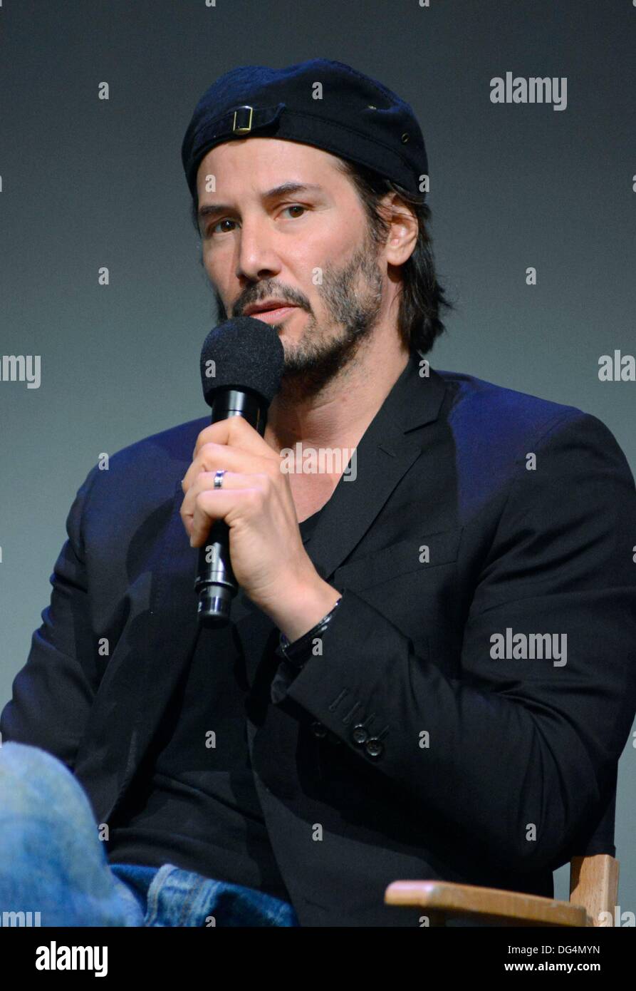 New York, NY, USA. 13th Oct, 2013. Keanu Reeves at in-store appearance ...
