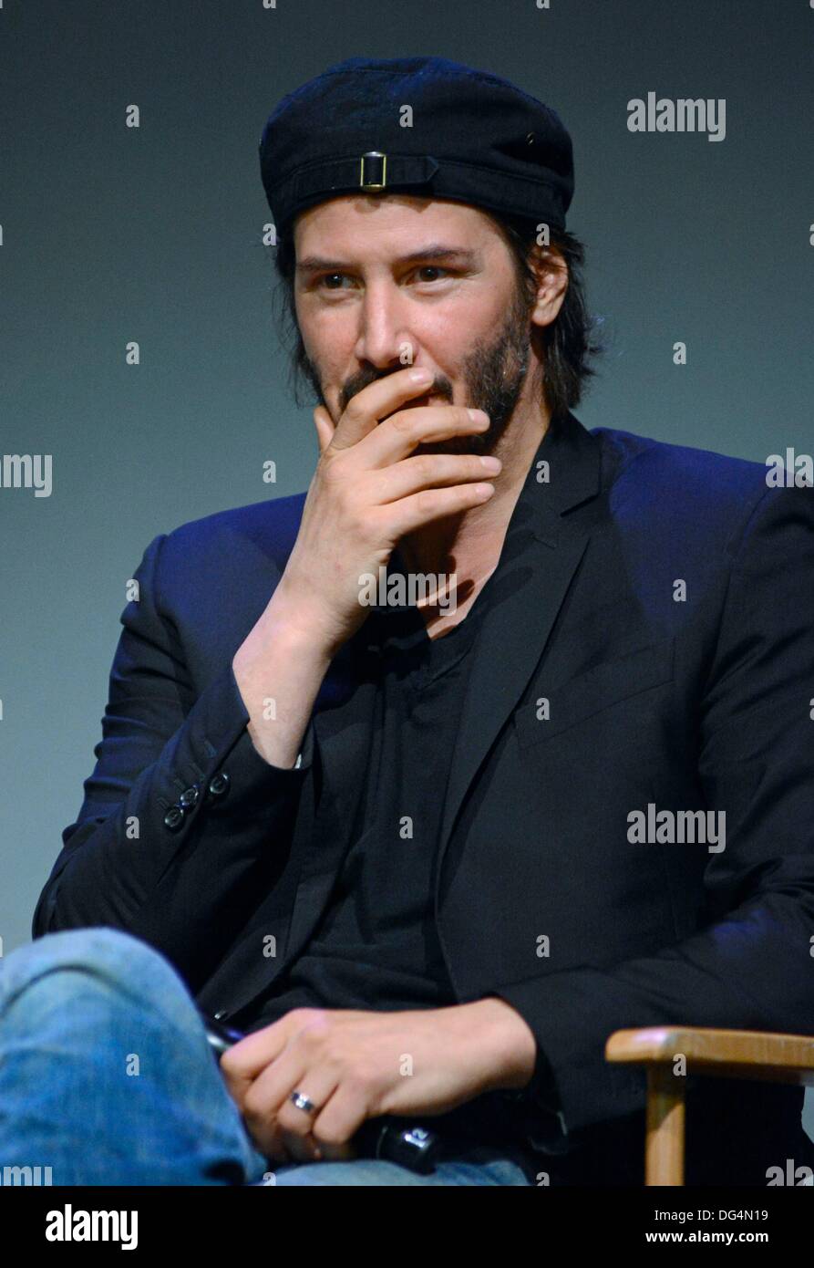 New York, NY, USA. 13th Oct, 2013. Keanu Reeves at in-store appearance ...