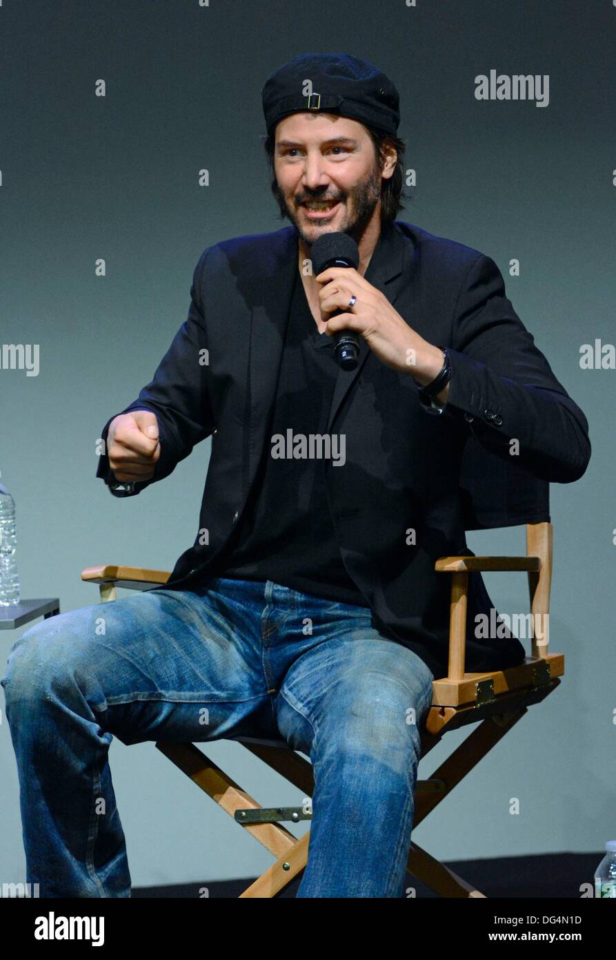 New York, NY, USA. 13th Oct, 2013. Keanu Reeves at in-store appearance ...