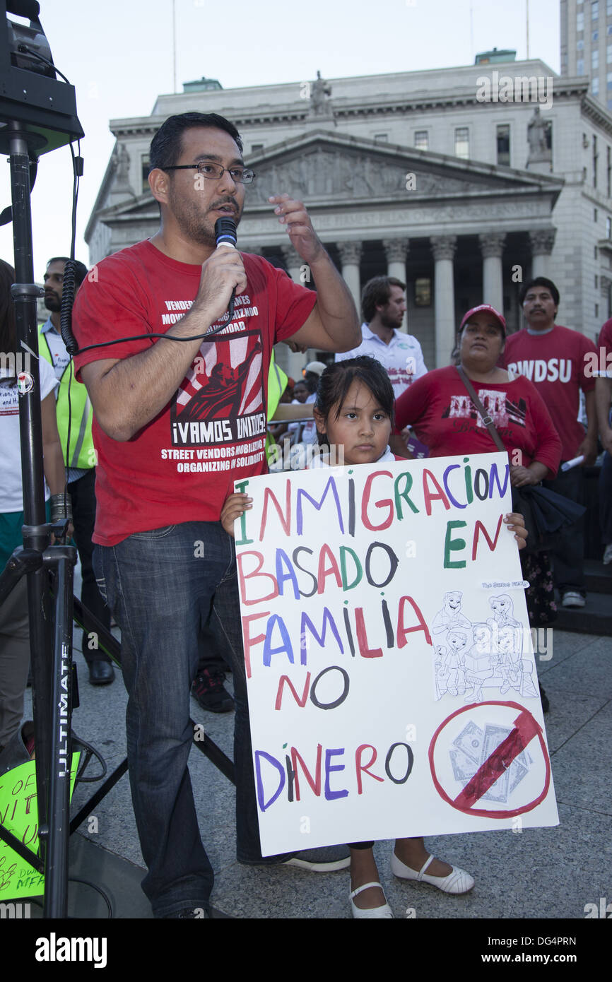 Immigrants rights rally and march from Foley Square across the Brooklyn ...