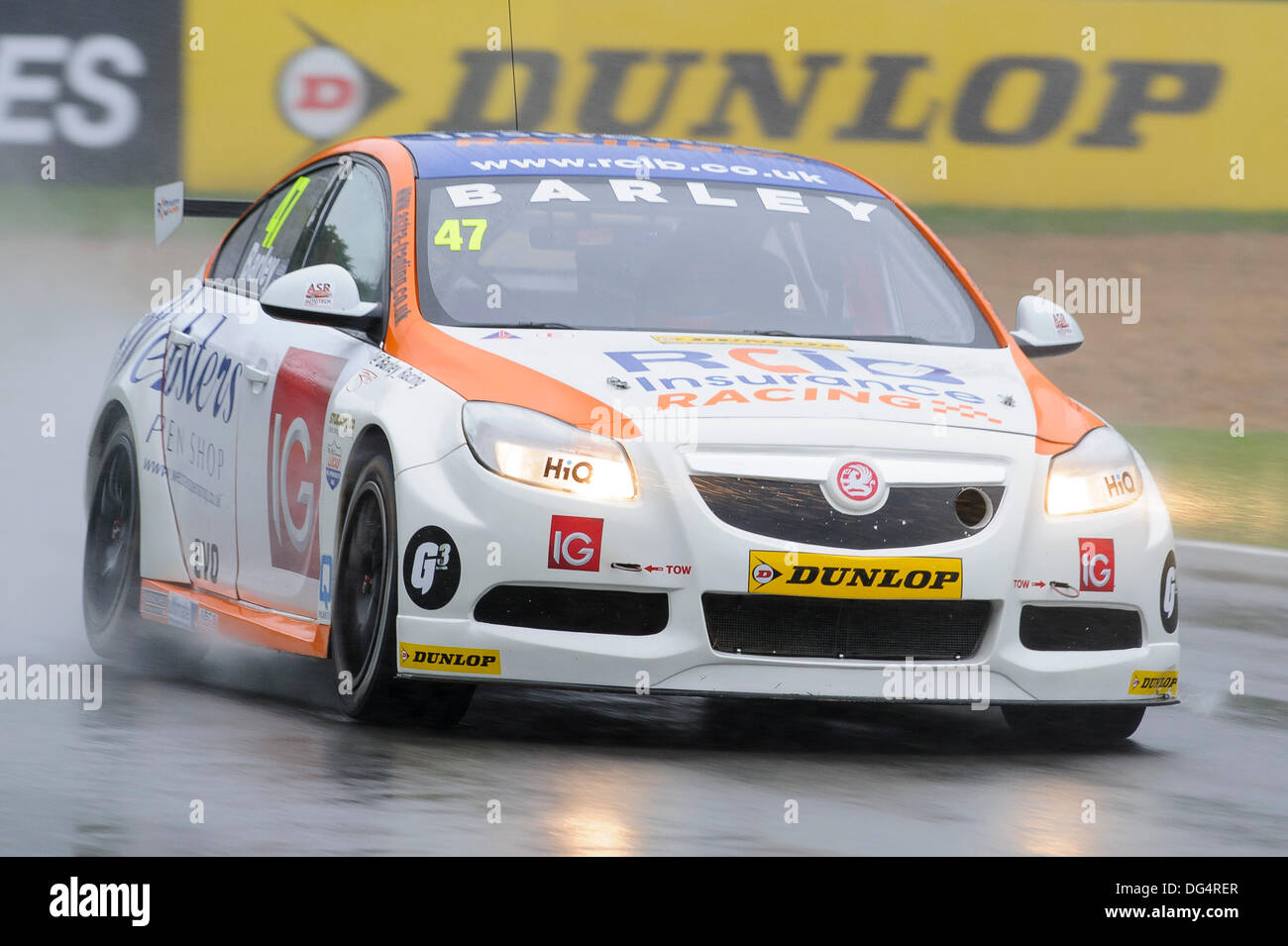 2013 vauxhall insignia hi-res stock photography and images - Alamy