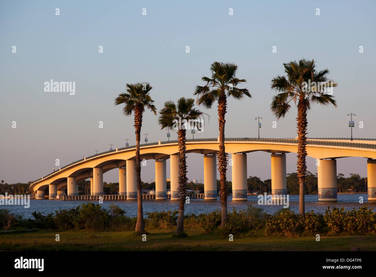Florida international bridge hi-res stock photography and images - Alamy