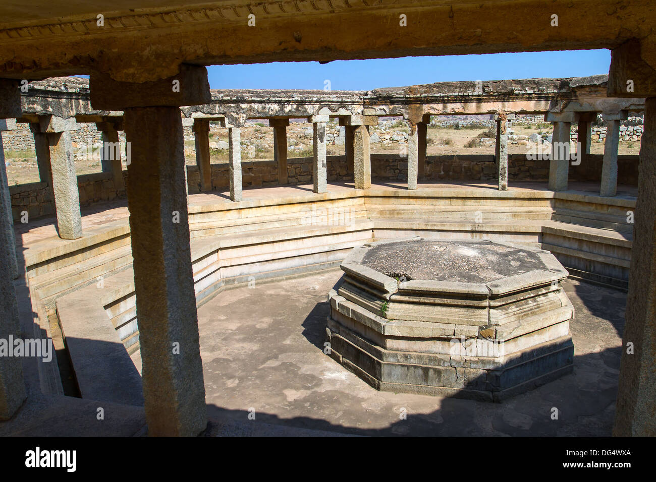 Ancient water pool in Hampi, Karnataka state, India Stock Photo - Alamy