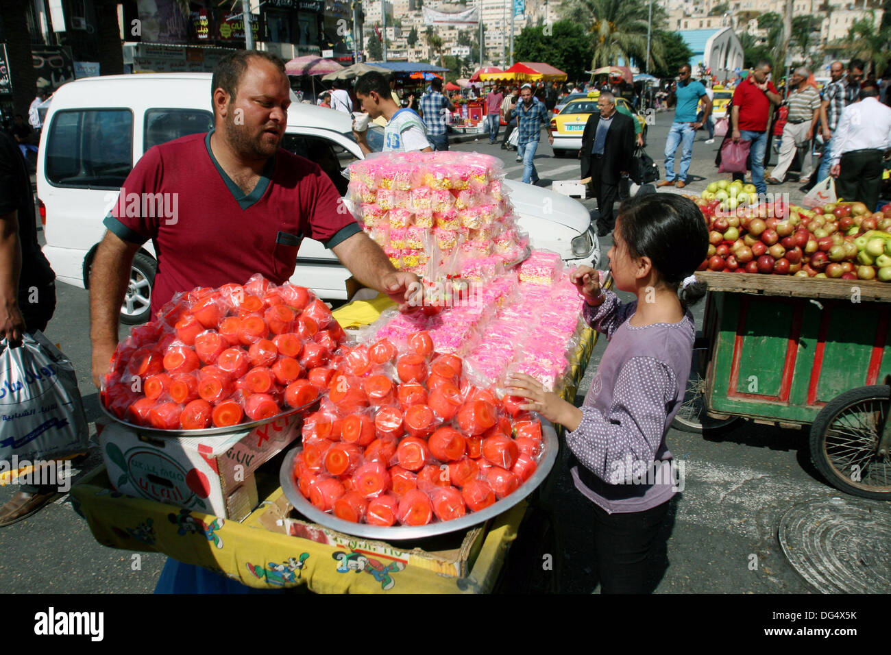 Nablus, West Bank, Palestinian Territory, . 14th Oct, 2013. A ...