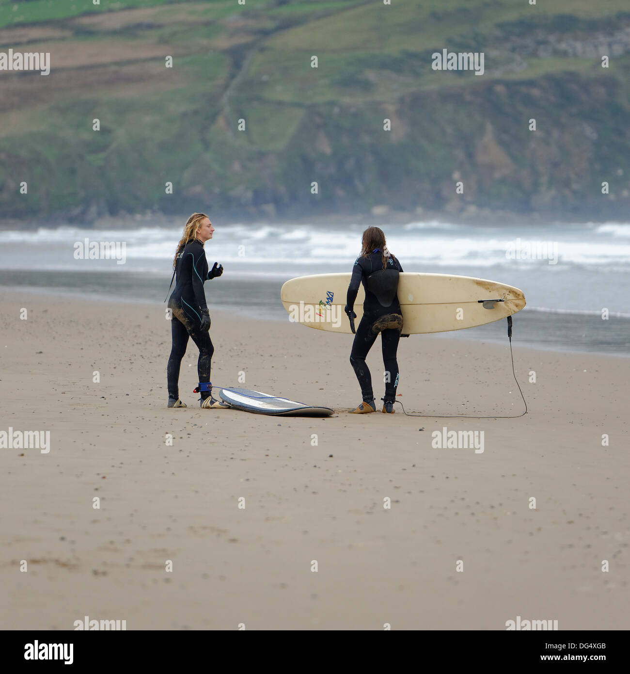 Scenes around Porth Neigwl : Surfing Stock Photo - Alamy