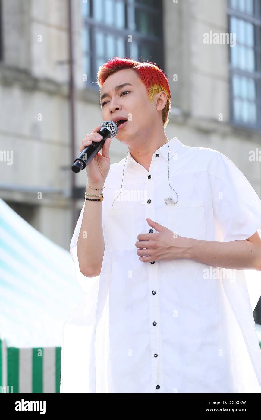 Taipei, China. 13th Oct, 2013. Taiwan pop group Sodagreen promote their ...