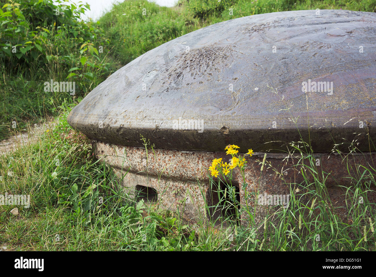 Observation and machine gun turret hi-res stock photography and images ...