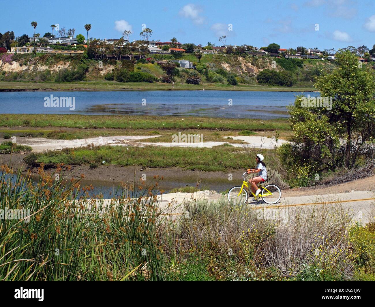 Newport beach back bay hi-res stock photography and images - Alamy