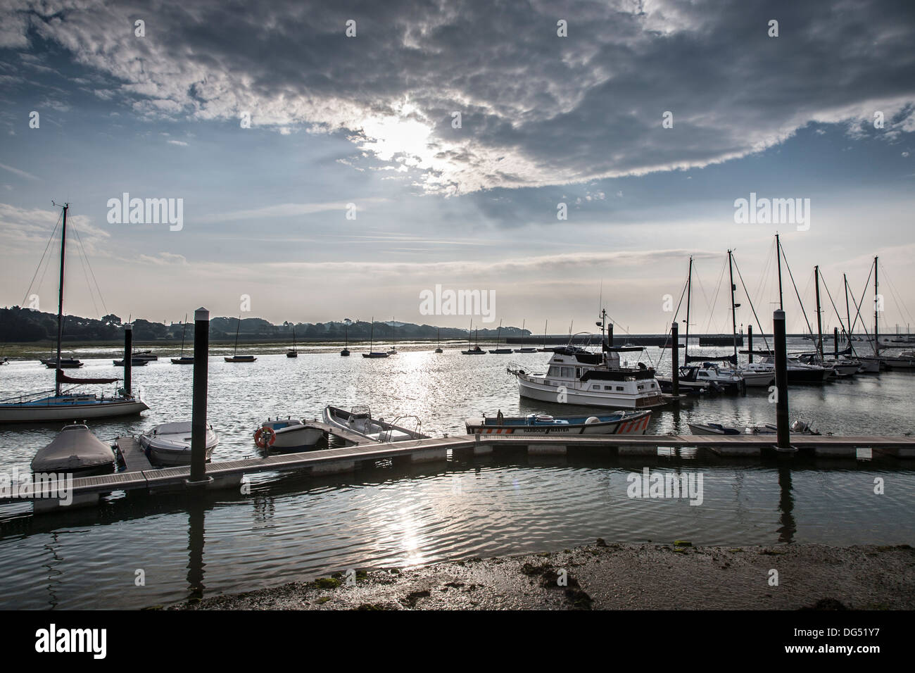 Lymington harbour hi-res stock photography and images - Alamy
