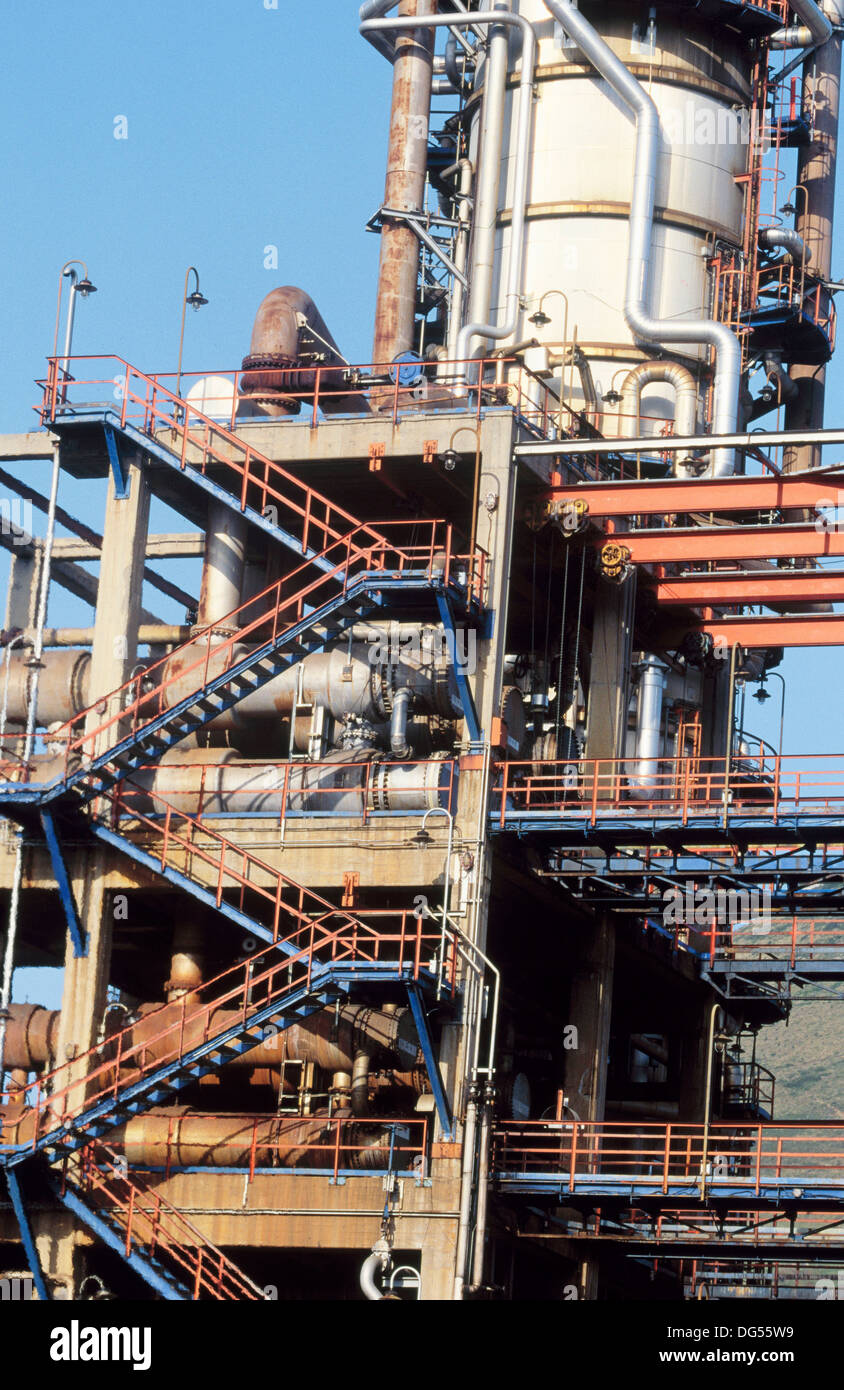 Muskiz refinery hi-res stock photography and images - Alamy