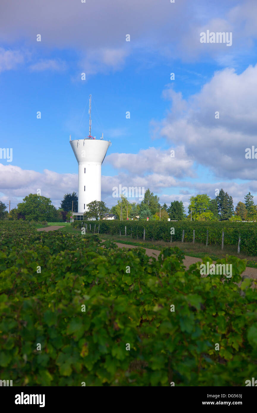 Vineyard with tower hi-res stock photography and images - Alamy