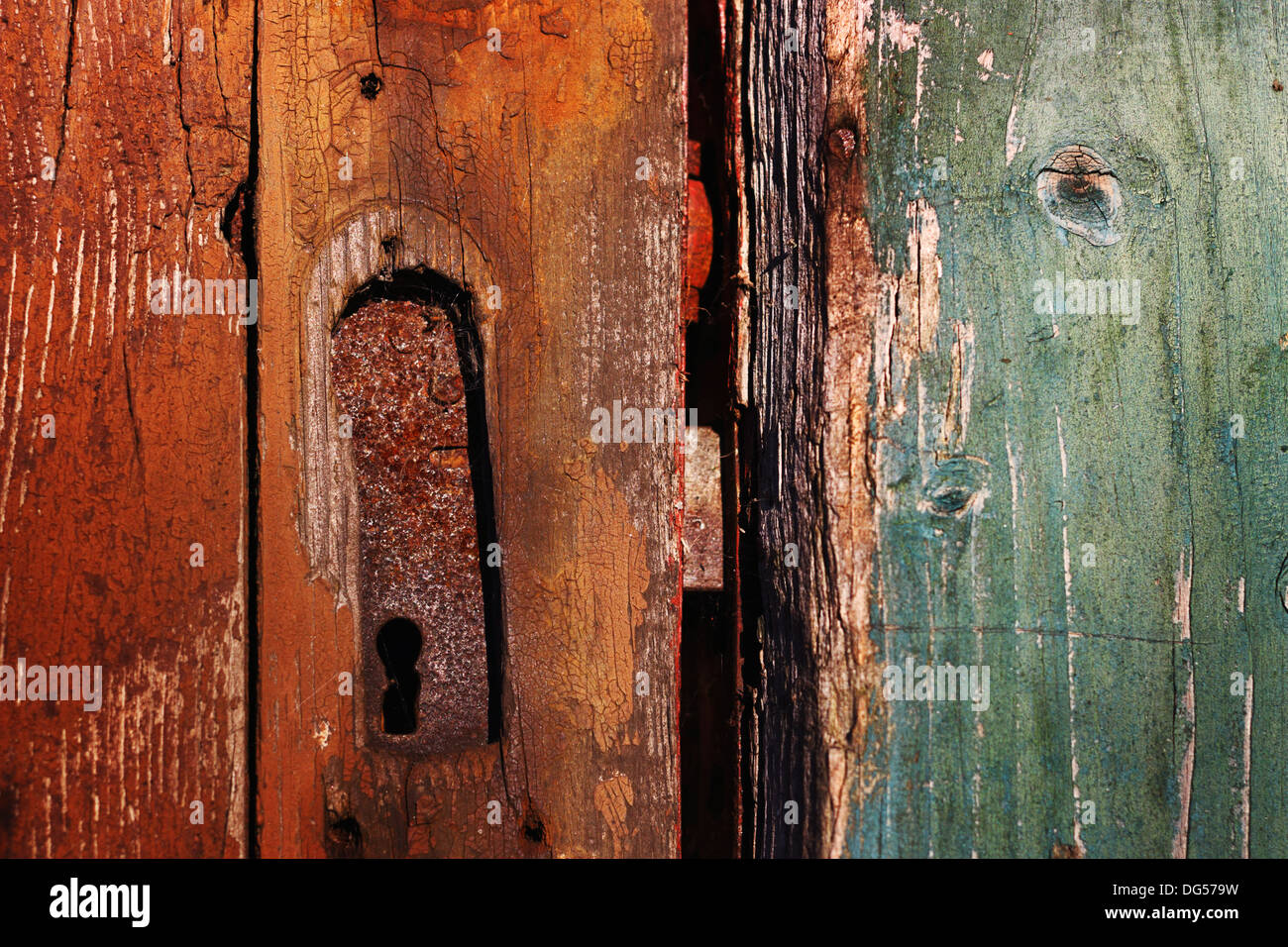 Secret wood door hi-res stock photography and images - Alamy