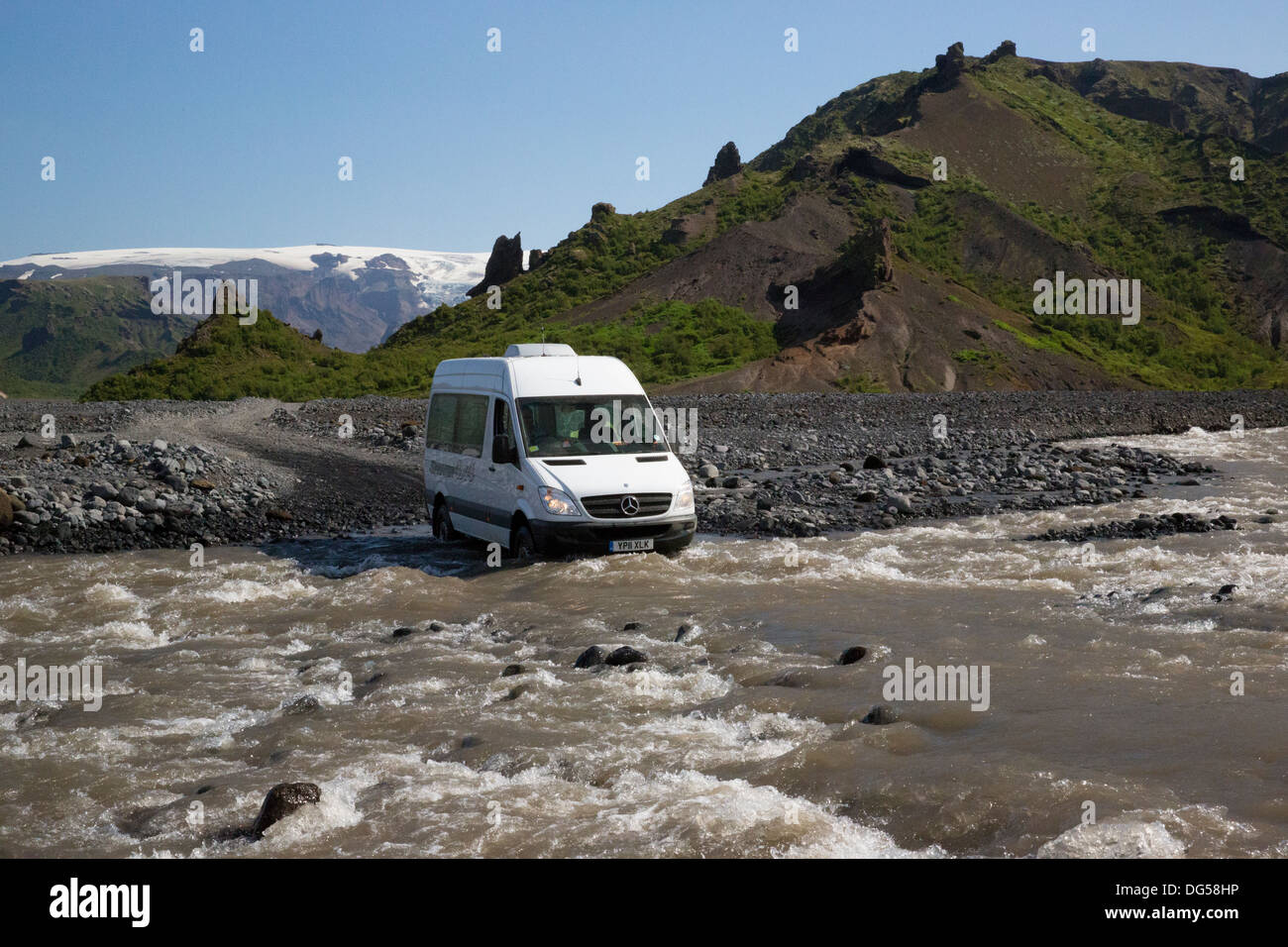Mercedes sprinter van hi-res stock photography and images - Alamy