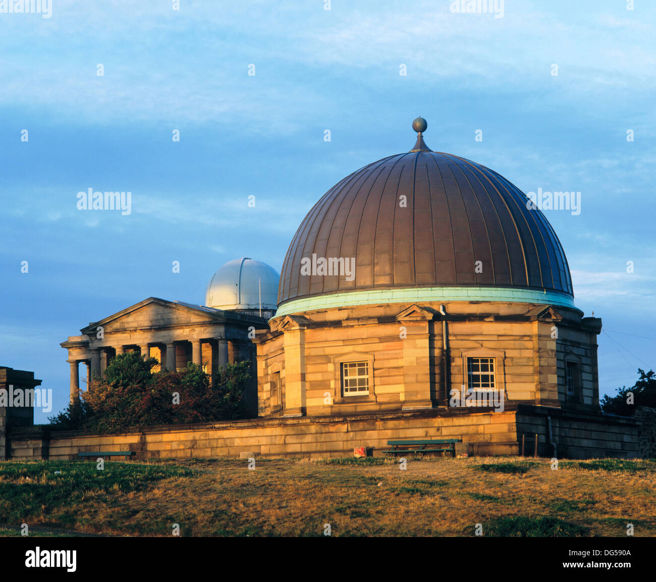 Observatory edinburgh dome hi-res stock photography and images - Alamy