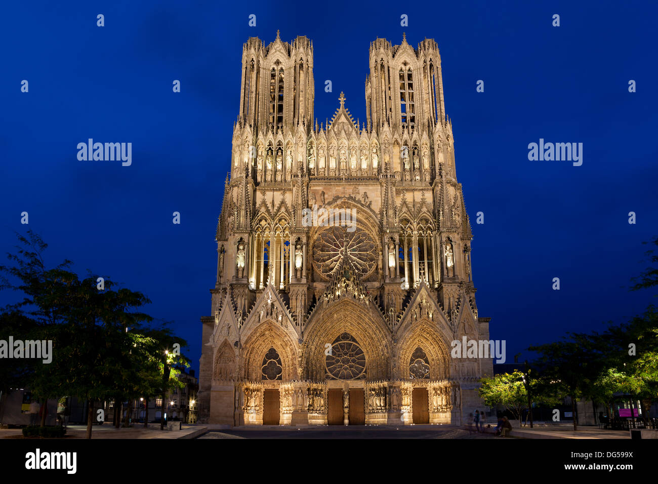 Cathedral of Reims, Marne, Champagne-Ardenne, France Stock Photo - Alamy