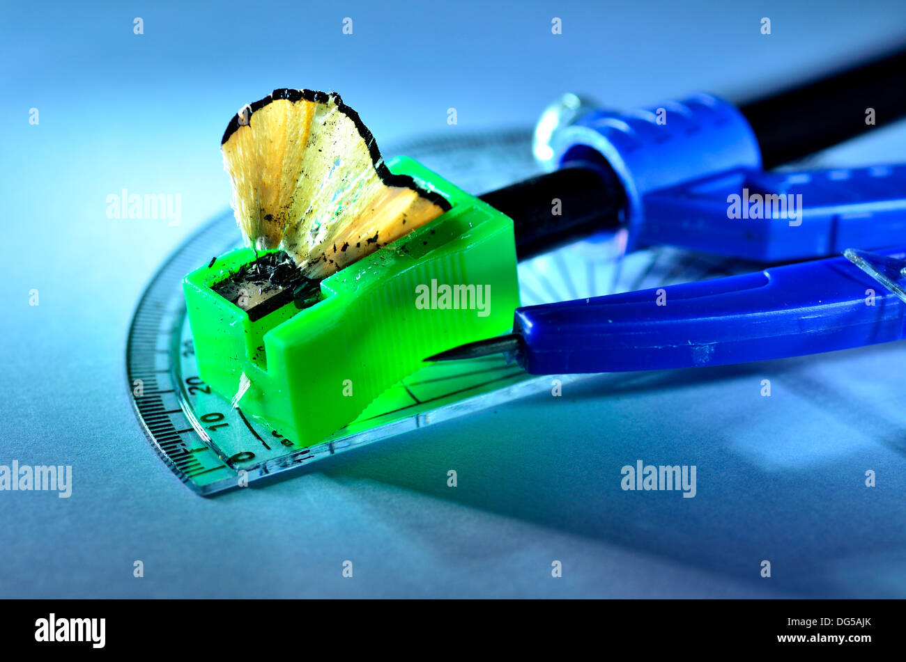 School geometry hi-res stock photography and images - Alamy