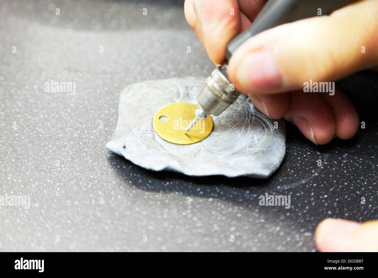 Engrave hi-res stock photography and images - Alamy