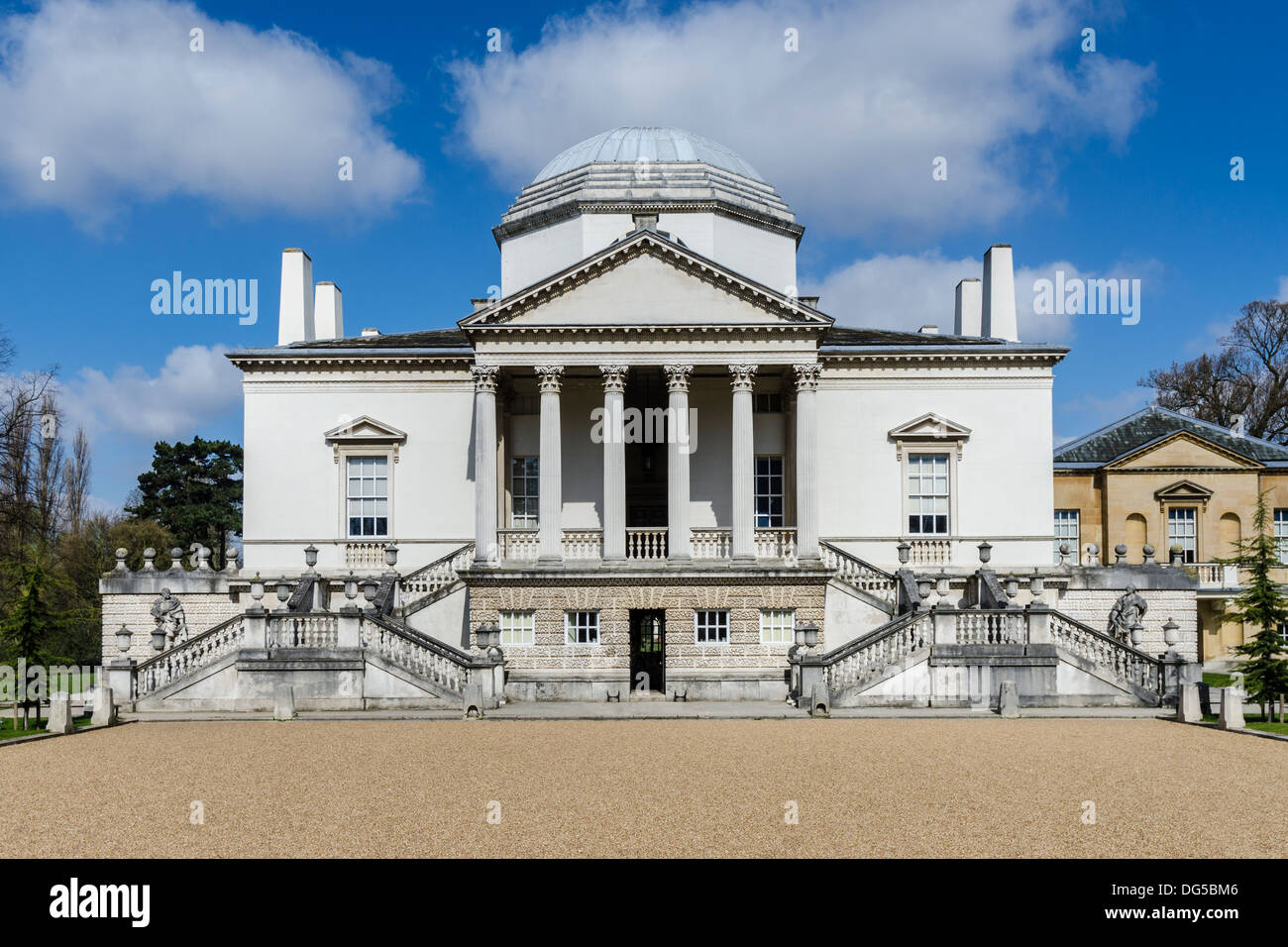 Chiswick House Palladian Villa designed by Lord Burlington Stock Photo ...
