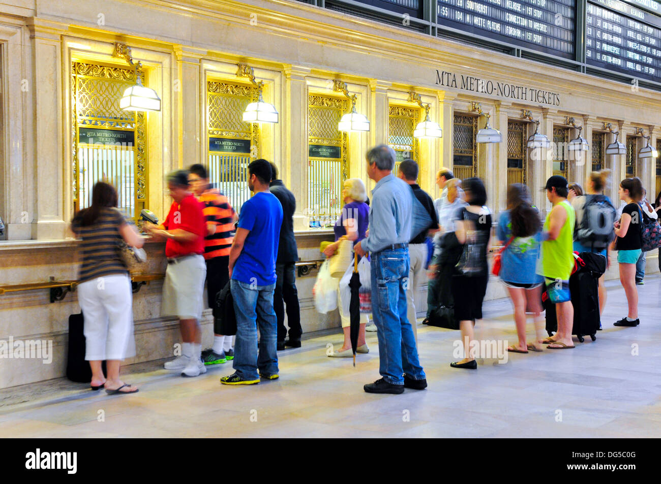 Grand Hall of Grand Central Terminal, Metro North ticket counter ...