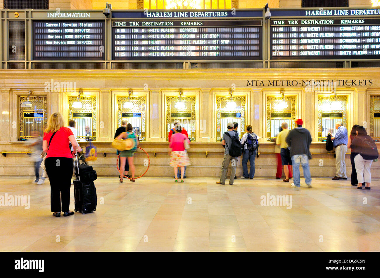 Metro north mta hi-res stock photography and images - Alamy
