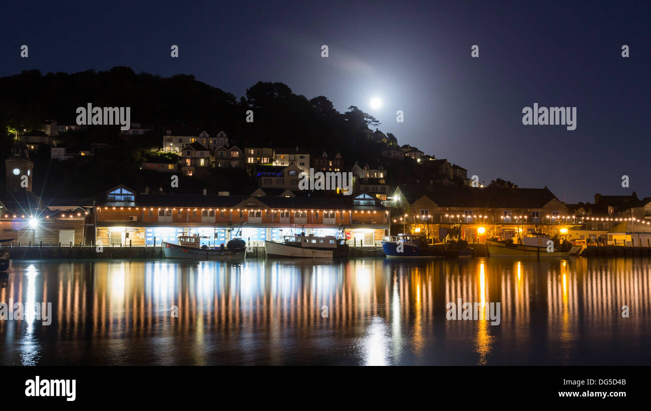Looe cornwall night hi-res stock photography and images - Alamy