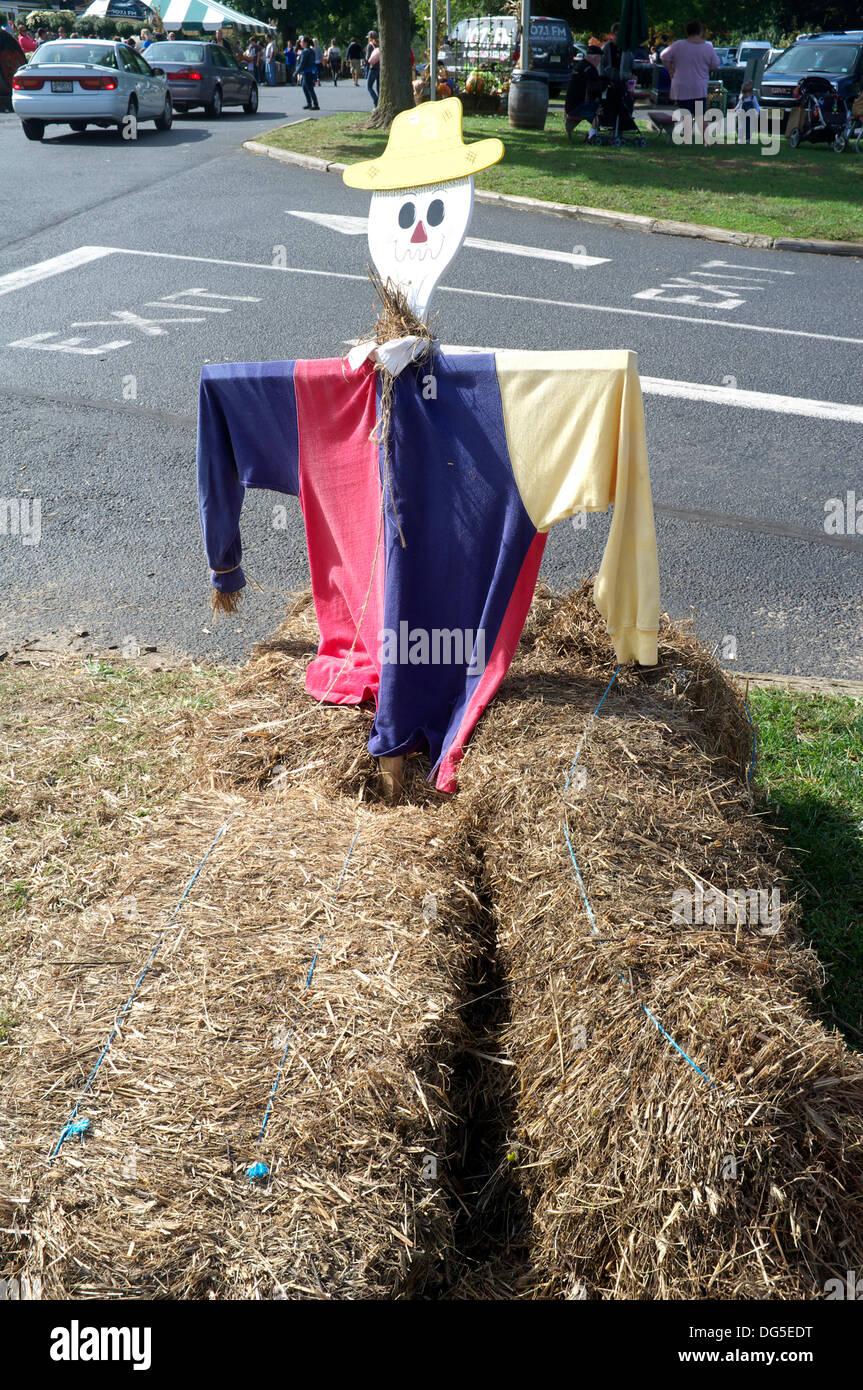 Scarecrow in bales of hay at Pumpkin Fest, Colts Neck, NJ USA Stock ...