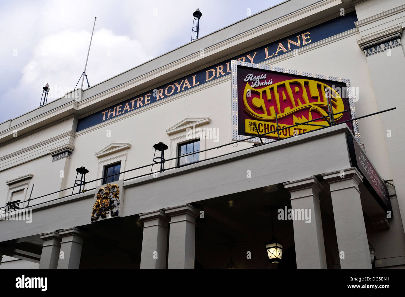 Drury lane hi-res stock photography and images - Alamy