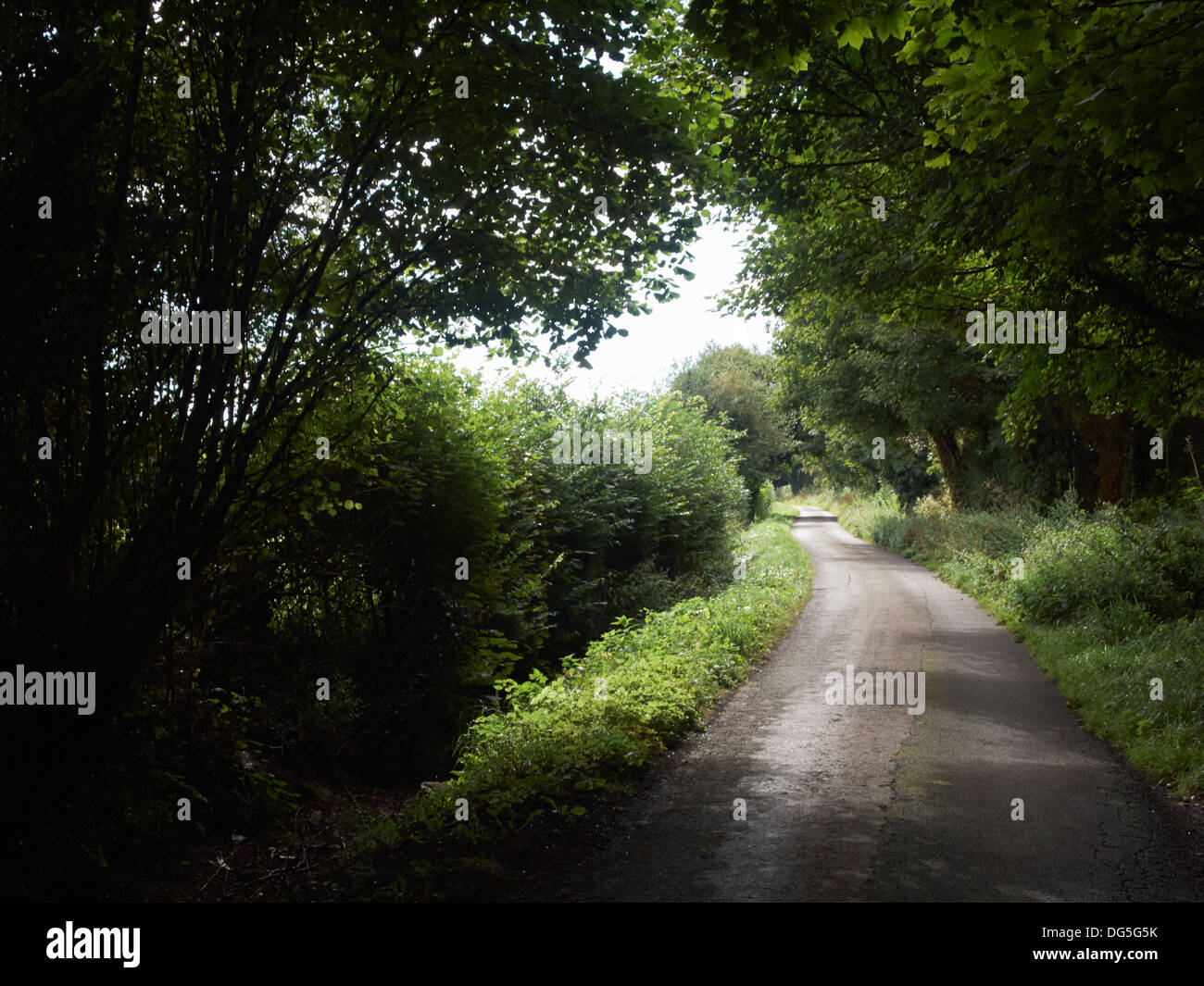 Thames path national trail hi-res stock photography and images - Alamy