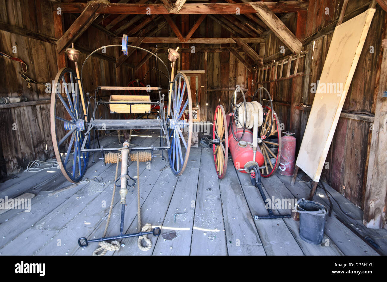 Ghost office hi-res stock photography and images - Alamy