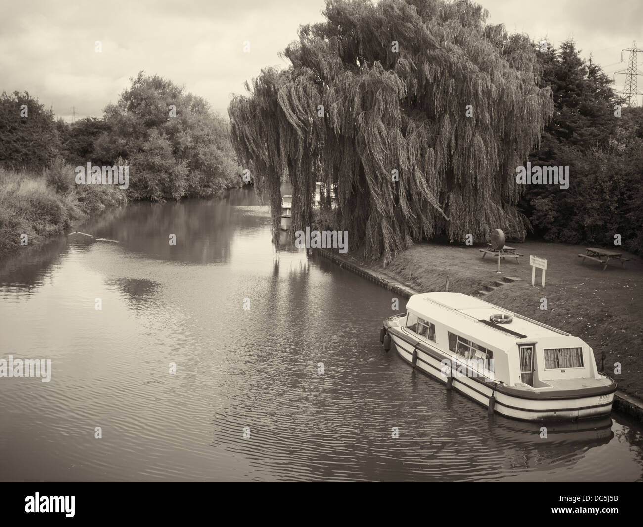 Tadpole Bridge High Resolution Stock Photography and Images - Alamy