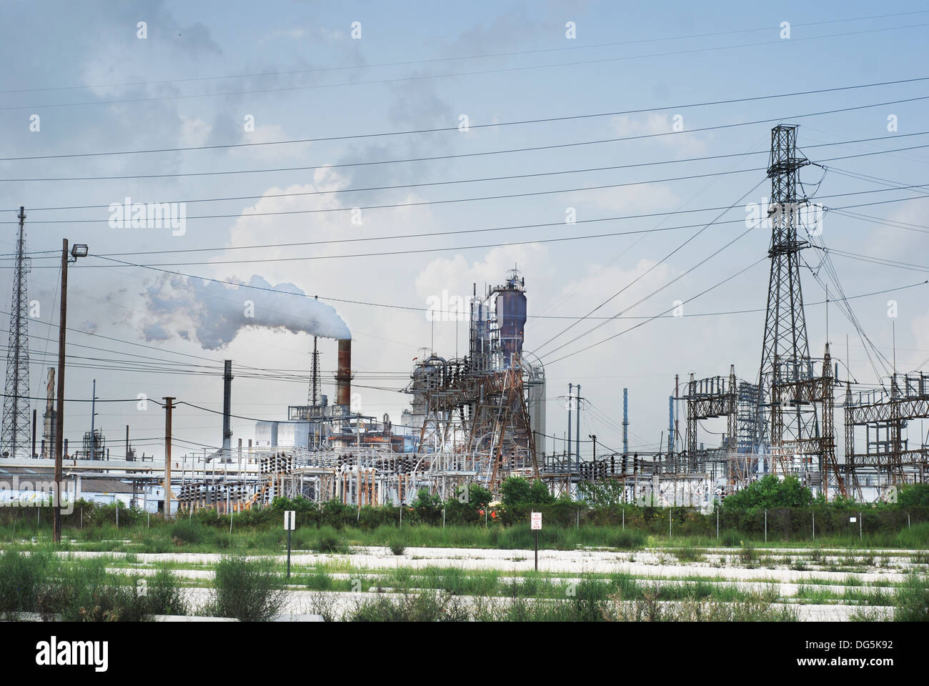 Texas refinery hi-res stock photography and images - Alamy