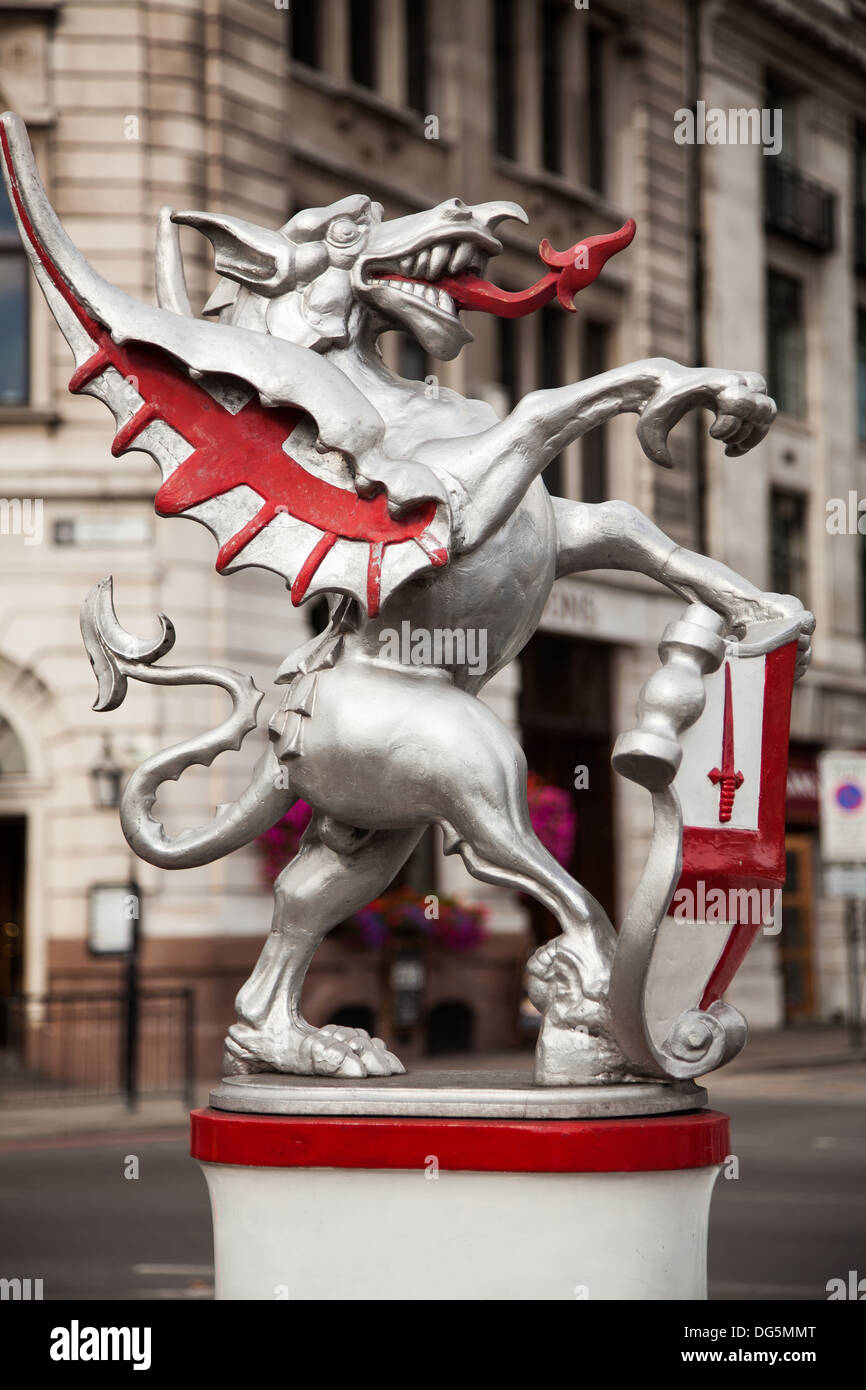 City of london dragons hi-res stock photography and images - Alamy