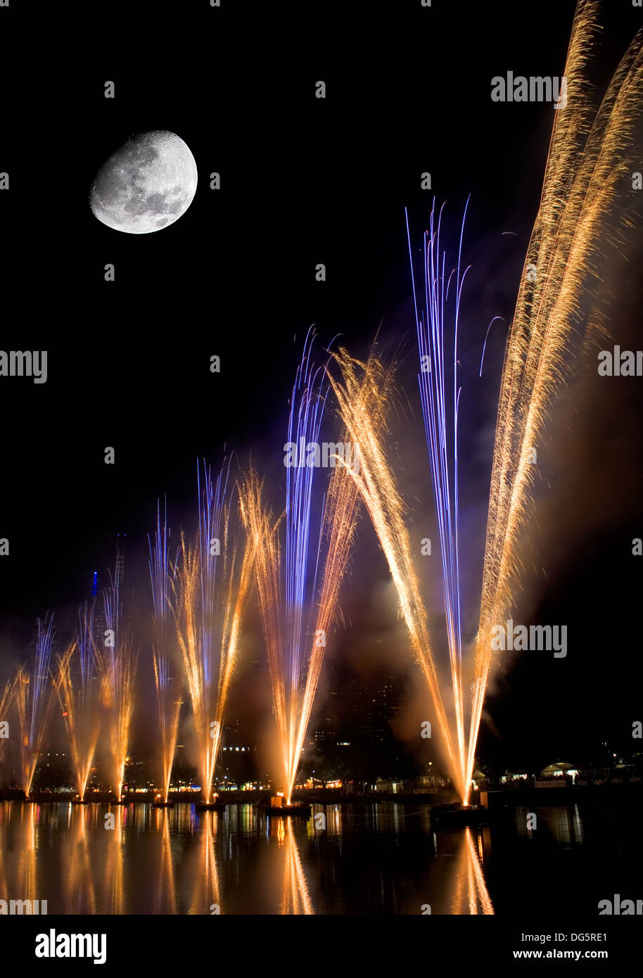 Dark of the moon year hi-res stock photography and images - Alamy