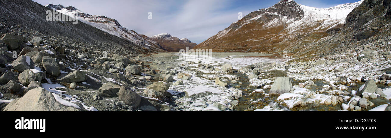 Lake moiry hi-res stock photography and images - Alamy