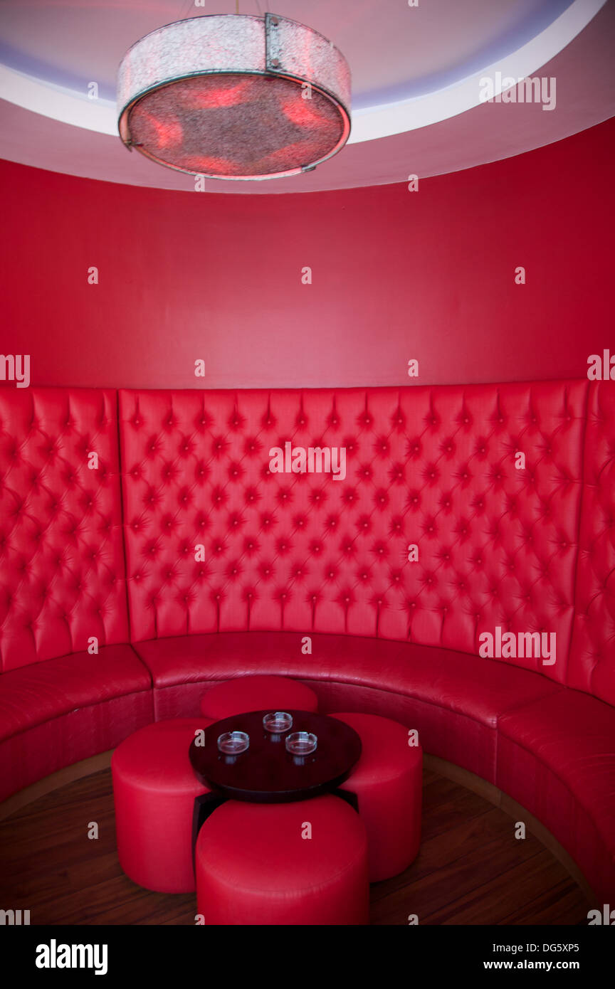 Smoking Lounge Stock Photos & Smoking Lounge Stock Images - Alamy