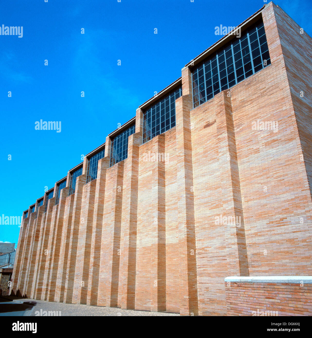 Museum of roman art rafael moneo hi-res stock photography and images ...