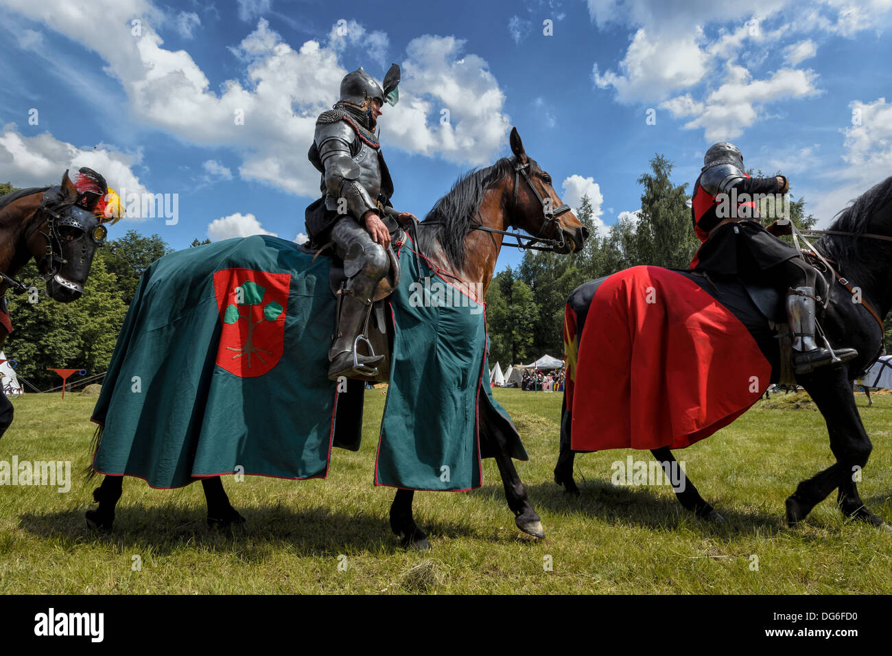 Knight on rearing horse hi-res stock photography and images - Alamy