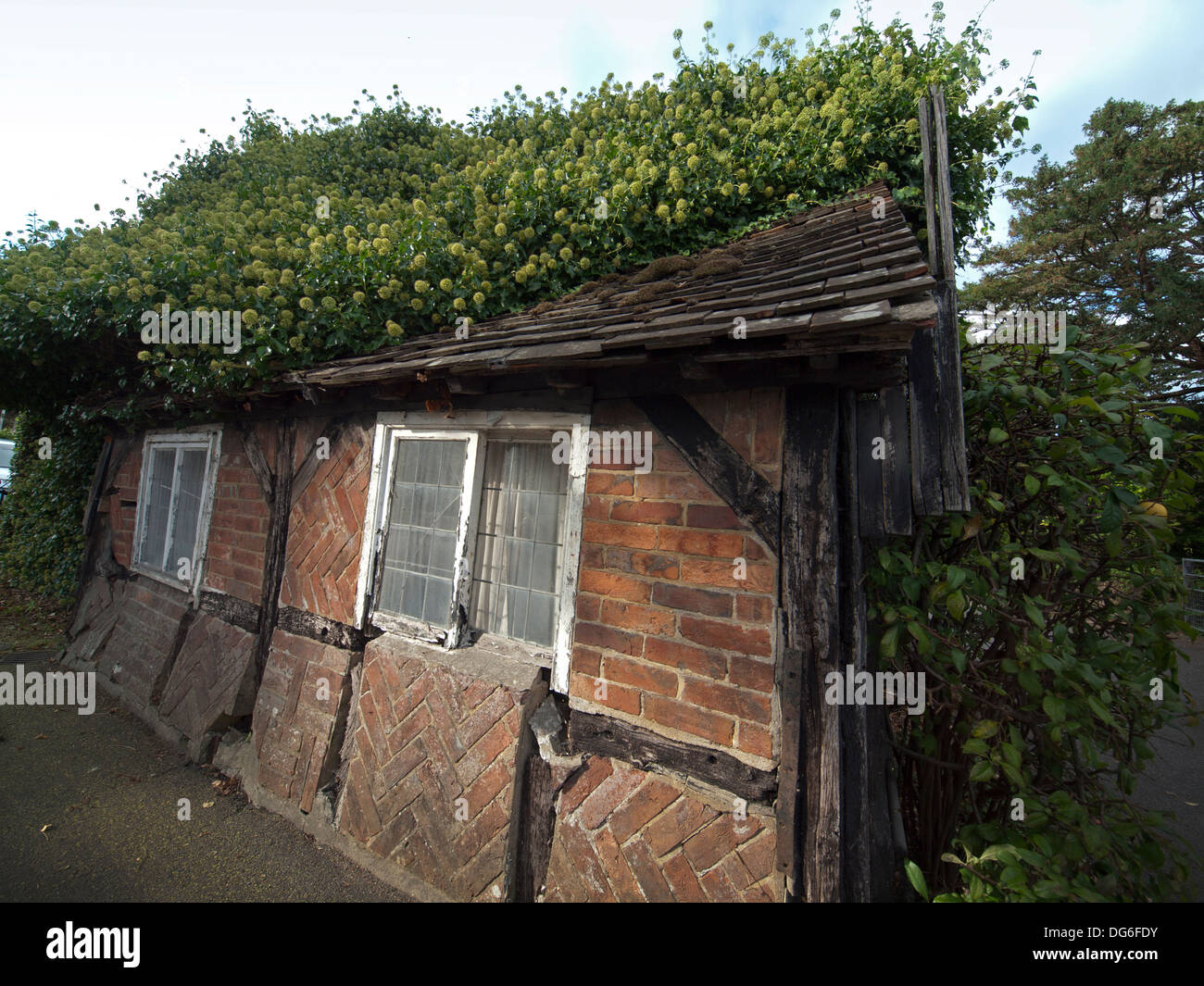 Bramber village hi-res stock photography and images - Alamy