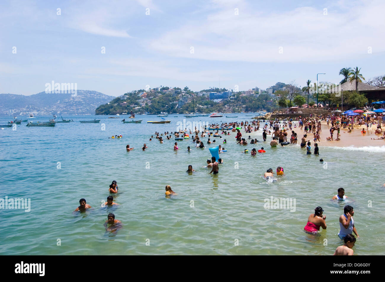 Acapulco Mexico Beach People High Resolution Stock Photography and ...